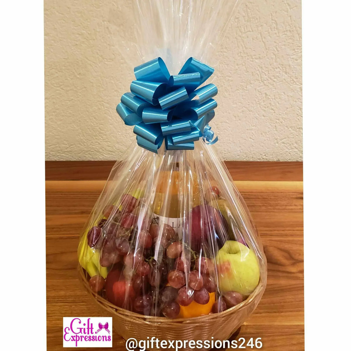 signature-fruit-wine-basket-536297_1200x1200.jpg?v=1753240410